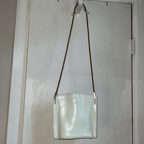 Ripani | Bags | Ripani Italian Madesleek Off White Leather Crossbody ...